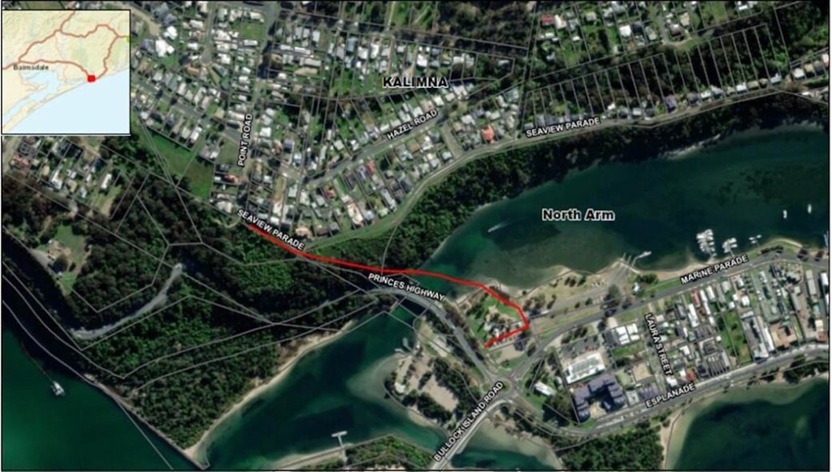 Expanding Lakes Entrance water mains - Inside Water