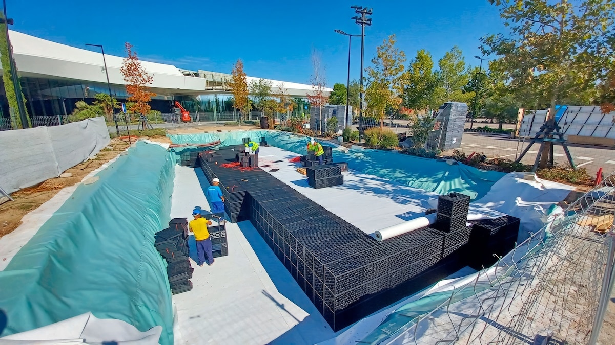 Underground stormwater infiltration systems reminiscent of Atlantis ...