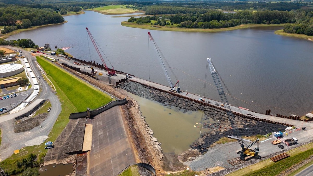 Lake Macdonald dam upgrade hits cofferdam milestone - Inside Water